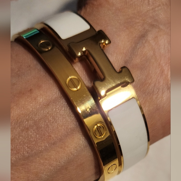 Hailey | Jewelry | Gold Love You Screw Bracelet And White H Hailey ...